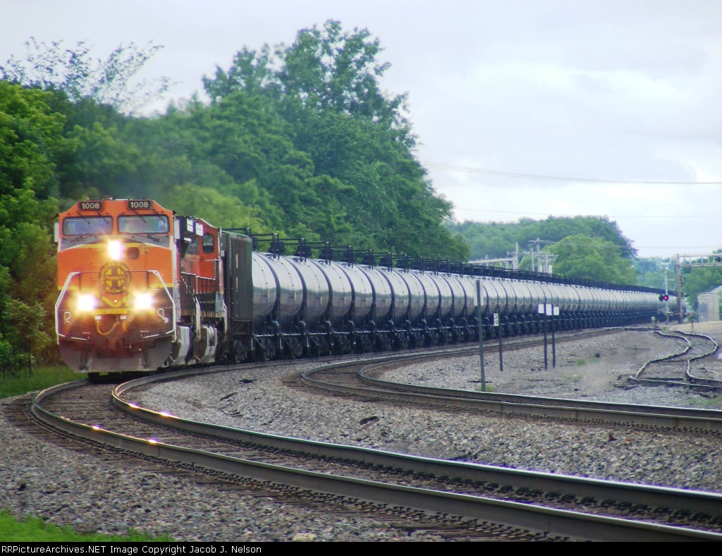 BNSF 1008